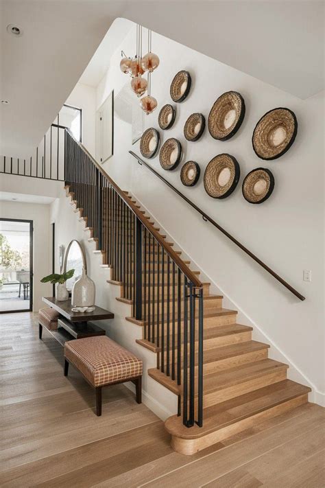 Staircase Wall Decor Ideas Modern