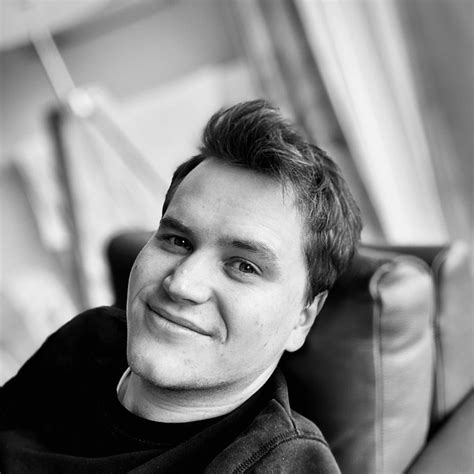 Jan Robert Jaro Menz Senior Art Director Jung Von Matt Xing