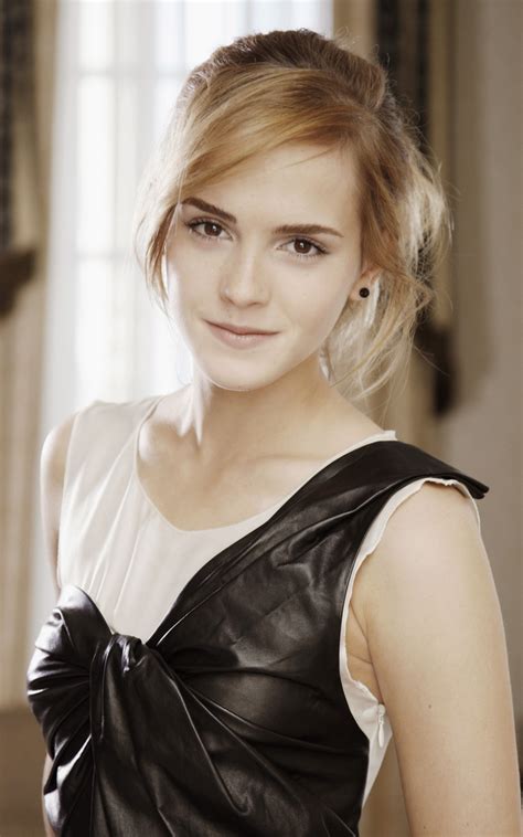 Emma Watson Portrait Hd Wallpaper Rare Gallery