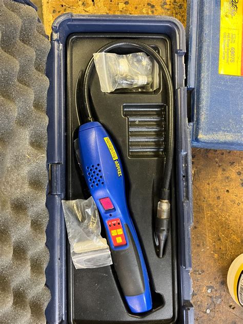 Yellow Jacket Refrigerant Leak Detector With Heat Sensor Model 69365 Able Auctions