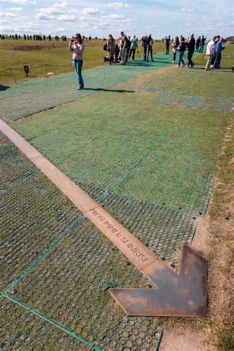 17 9 2022 United Kingdom Arrow Of Sun Direction On The Ground In The Historical Stonehenge