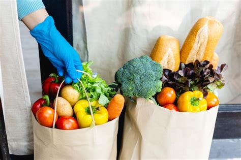 Premium Photo Vegetables In A Container