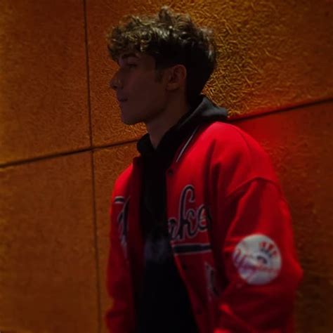 Soheylamd On Threads