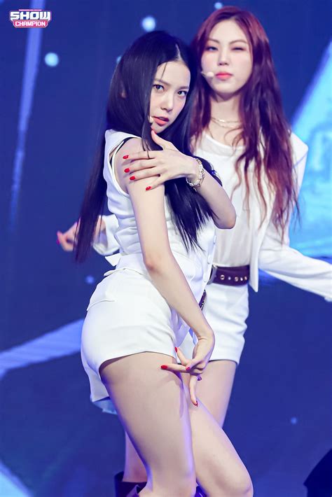 씨엘씨 쇼챔피언짱공유 연예인