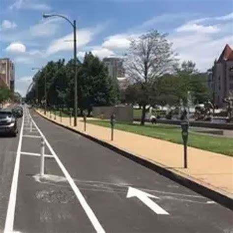 Reboundable Mount Traffic Delineators