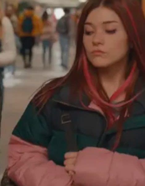 Ginny And Georgia S02 Katie Douglas Puffer Jacket Get 30 Off