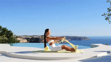 Lessie Pilates Arms And Abs Workout For Beginners Betterme