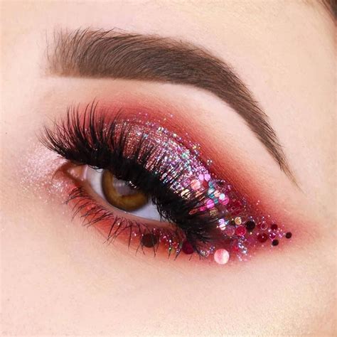 Glitter Eye Makeup Looks