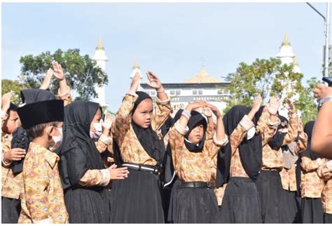 Paud Se Kecamatan Kabupaten Mukomuko Raih Rakor Muri Baju Batik Etnik Teropong Publik