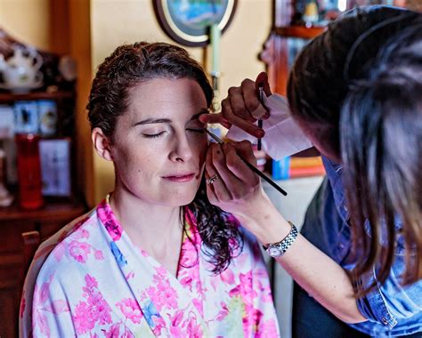 Bridal Makeup Artist Ruthanna Crowley Truly Is A Bridal Makeup Expert