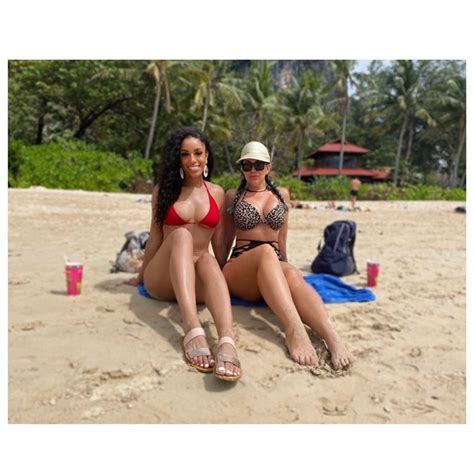 Felicia Combs Bikinis Swimwear Wet Photo And Video Instagram