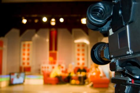 Tv 스튜디오 비디오 제막디지털 카메라 인터뷰 이벤트에 대한 스톡 사진 및 기타 이미지 인터뷰 이벤트 영상 제작 무대 장치 Istock