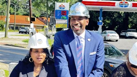 Fairburn Road Complete Street Project Breaks Ground