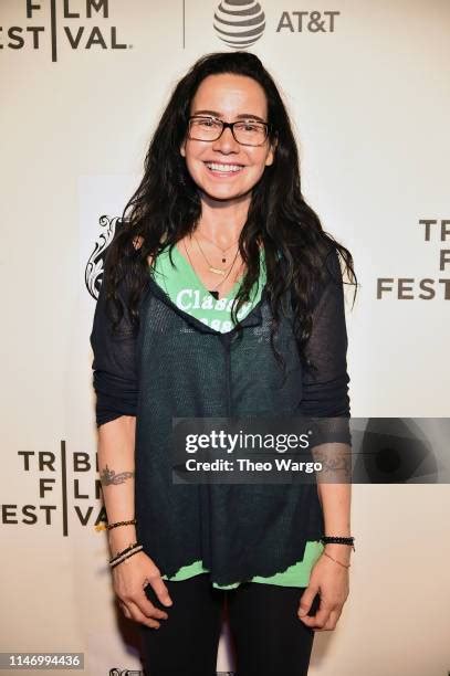 Janeane Garofalo Photos And Premium High Res Pictures Getty Images