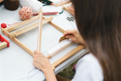 Weaving Techniques And Supplies Tips For Beginners Kukica