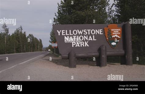 Park Sign Yellowstone National Park Stock Videos And Footage Hd And 4k