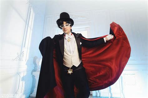 Cosplay Tuxedo Mask Rapiditas