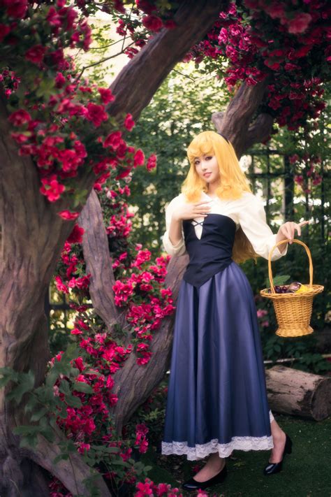 睡美人爱罗拉公主cosplay 次元岛