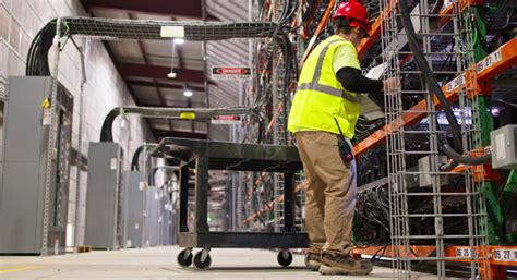 37 Massive Server Room Stock Videos Footage And 4k Video Clips Getty