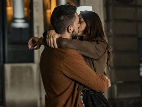 Is Sex On A First Date A Mistake A Sexologist Gives Their Advice News Com Au Australias