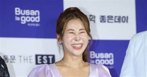 포토 박세미 미소 플러팅