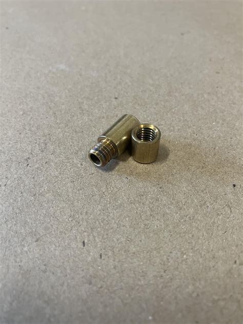 Small Brass Threaded Capsule Found In 14 Year Olds Laundry R Whatisthisthing