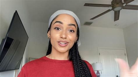 8 Hot Sexy Kayla Phillips Bikini Pics