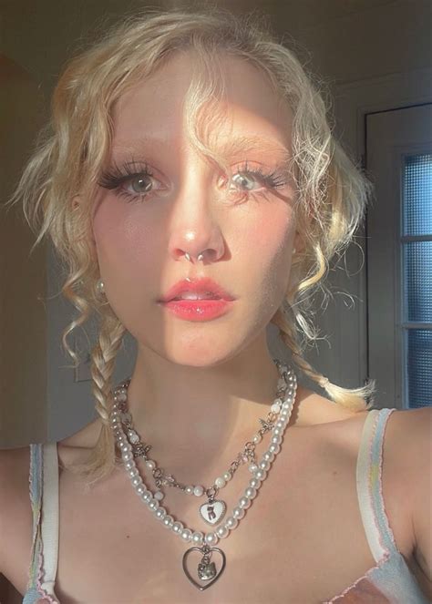 Chloe Moriondo 🧸🧸 Pretty Girl Swag Pretty Hairstyles Pretty Makeup