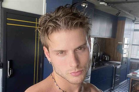 Ex Bbb Daniel Lenhardt Comenta Fim Do Namoro Me Arrependi De Ter Exposto