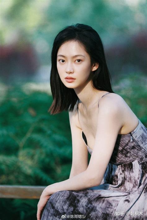 美女演员：福建福州姑娘——陈雨锶 知乎