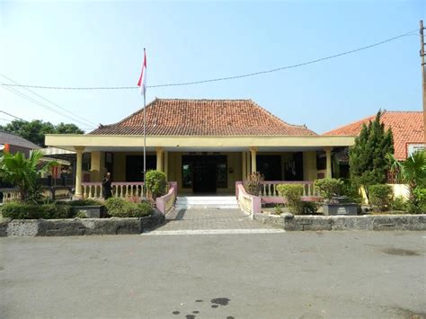 Desa Lurah Plumbon Sejarah Dan Profil Desa Lurah Kecamatan Plumbon Kabupaten Cirebon