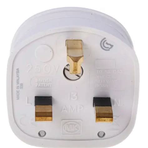 1 X Non Standard T Shaped Earth 13a Uk Plug Adaptor To 2g Socket White