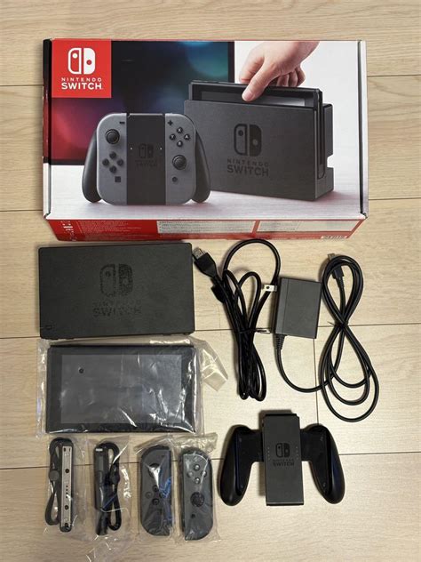 Nintendo Switch 本体と付属品 32gb Microsdカード付き メルカリ