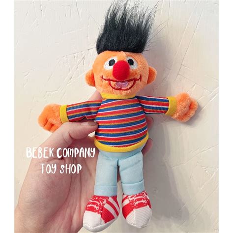 Sesame Street Ernie Bert 芝麻街 厄尼 伯特 人偶 娃娃 布偶 玩具 吊飾 鑰匙圈 書籍、休閒與玩具 玩具、公仔、桌遊在旋轉拍賣