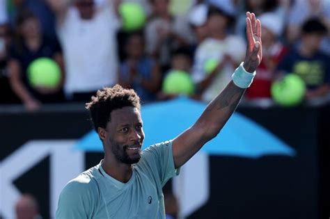 Australian Open Tennis Giant Pulls Off One Of The Most Ridiculous Shots