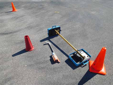 Magnetometer Borehole Line Locating