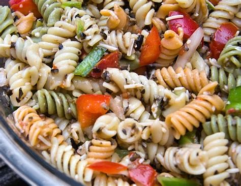 6 400 Pasta Salad Foto Stok Potret And Gambar Bebas Royalti Istock