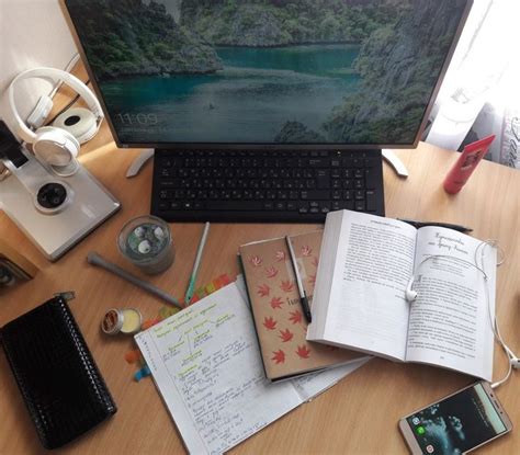 Пин от пользователя Ajantha Kissoon на доске Studying | Стол учителя ...