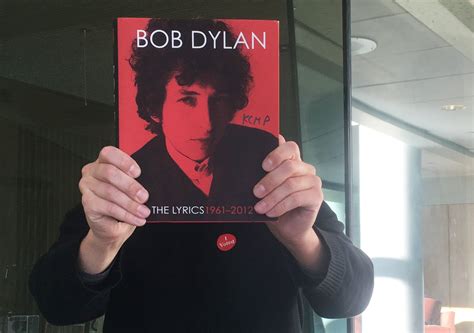 The Currents Rock And Roll Book Club Bob Dylans Lyrics 1961 2012