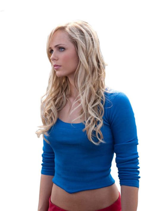 Laura Vandervoort V