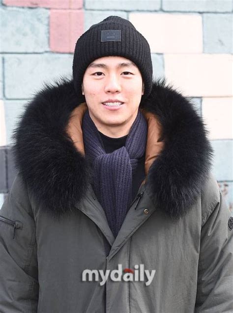 [md화보] 남자 다 됐네 이현우 소년미 벗어버리고 늠름하게 입대