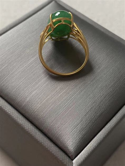 Natural Myanmar Vivid Green Jadeite Ring 18k Solid Yellow Gold And Natural Gorgeous Green Jadeite