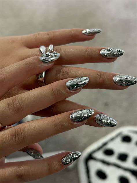 Silver Chrome Nails Cool Silver Nails Silver Chrome Design Nails
