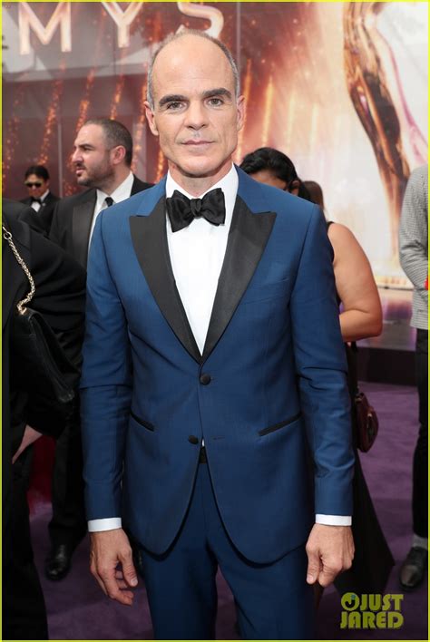 Robin Wright Stuns On The Red Carpet At Emmy Awards 2019 Photo 4358291