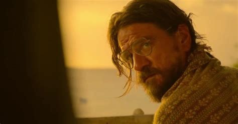 What Happened To John Bs Dad On Outer Banks What To Know