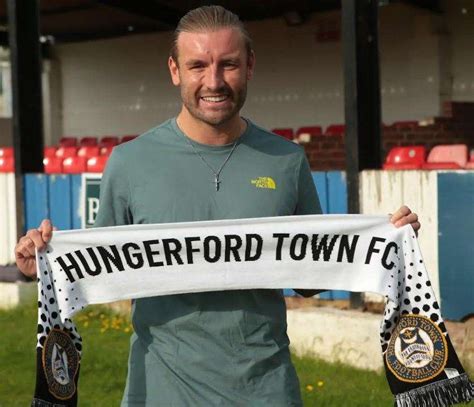 Hungerford Town Manager Danny Robinson Delighted As Conor Mcdonagh