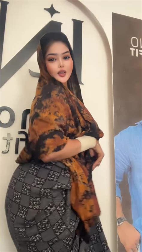 فيديوهات أنشأها Amran Abdicasiis💅🏻👩🏼🎀 Amranabdicasii باستخدام