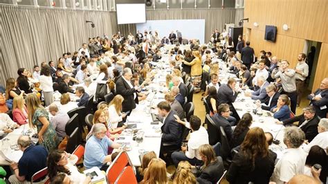 Ley Ómnibus El Oficialismo Logró Un Dictamen De Mayoría Junto A