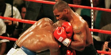 El Mordisco Más Famoso Del Boxeo El Día Que Mike Tyson Perdió El