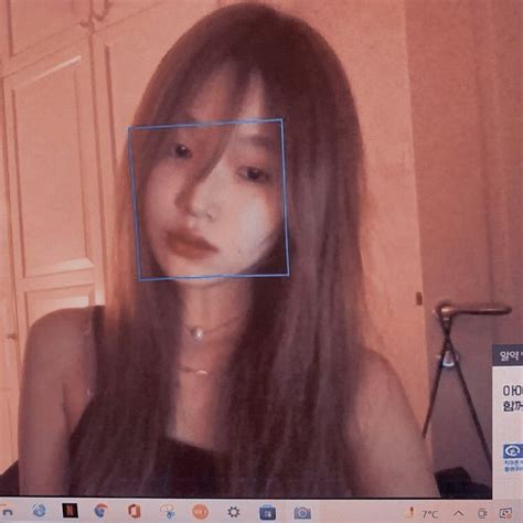 Pin Van Kn Op 𝖴𝖫𝖹𝖹𝖠𝖭𝖦 𝖦𝖨𝖱𝖫